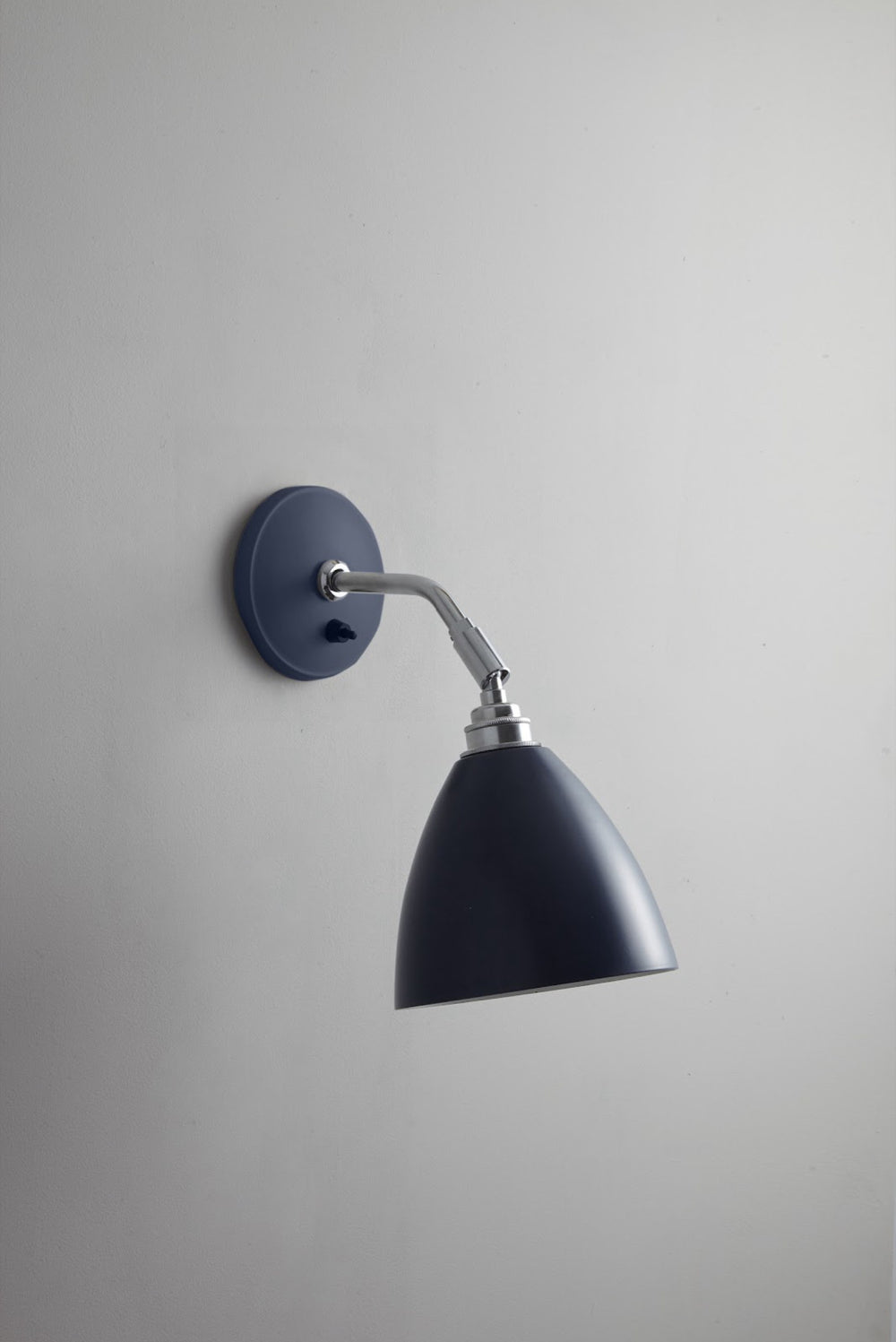O.BTC | Task Short Wall Light – ORIGINAL BTC